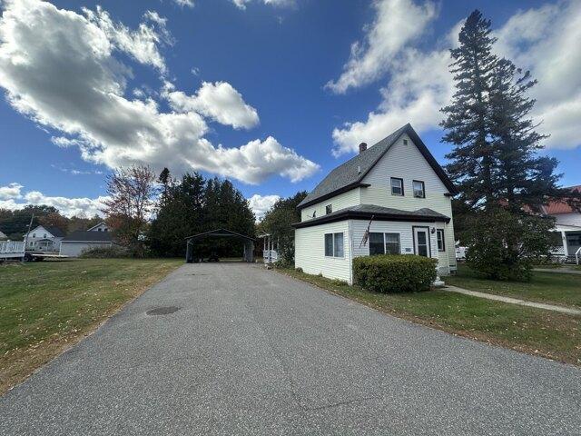 house with 5 bedroom, Millinocket ME ES105140652