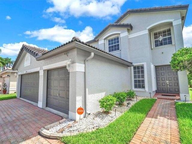 house with 5 bedroom, Miramar FL DS92892702