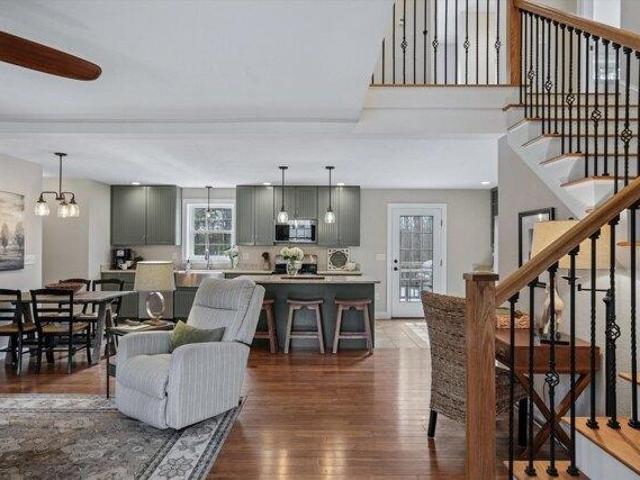 house with 5 bedroom, Mont Vernon NH ES103127565