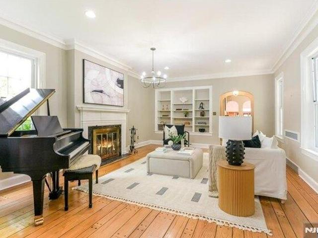 house with 5 bedroom, Montclair NJ DS104330047