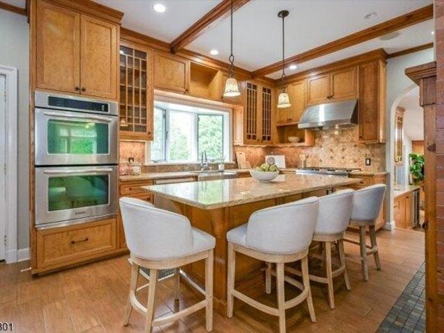 house with 5 bedroom, Montclair NJ ES105193048