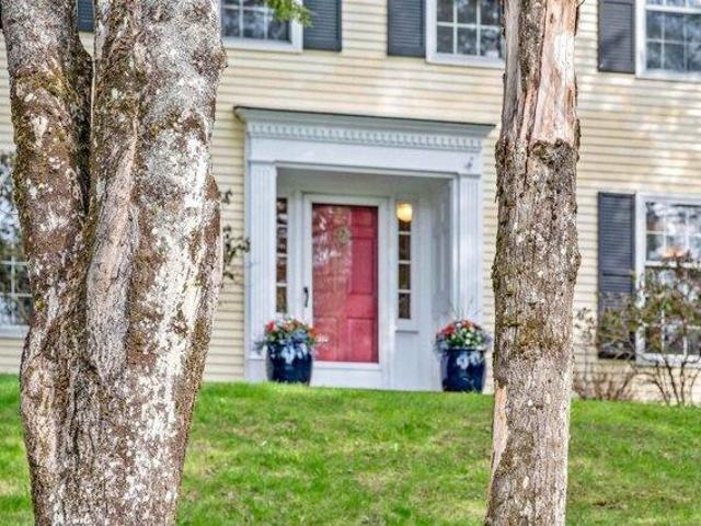 house with 5 bedroom, Montpelier VT ES103627383