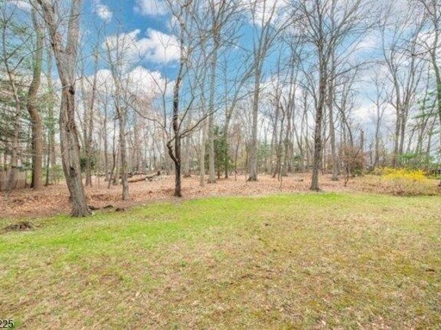house with 5 bedroom, Montvale NJ DLS101660921