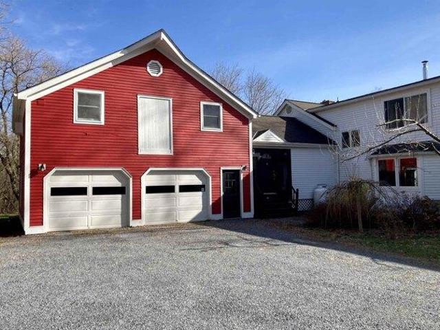 house with 5 bedroom, Monkton VT DS104352449