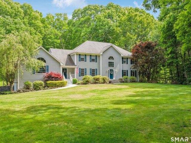 house with 5 bedroom, Monroe CT DS103125000