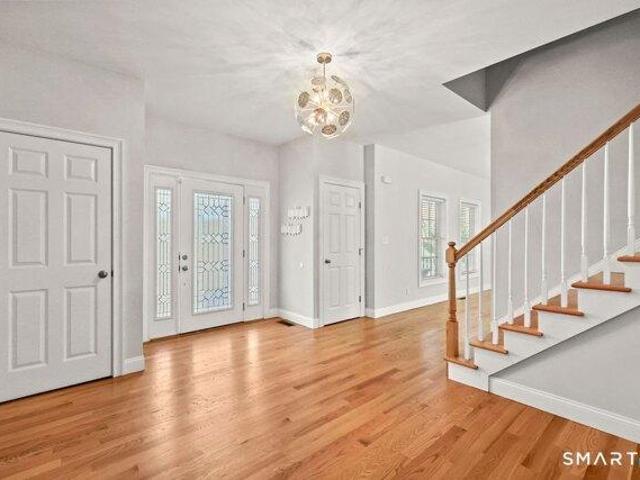 house with 5 bedroom, Monroe CT ES104831785