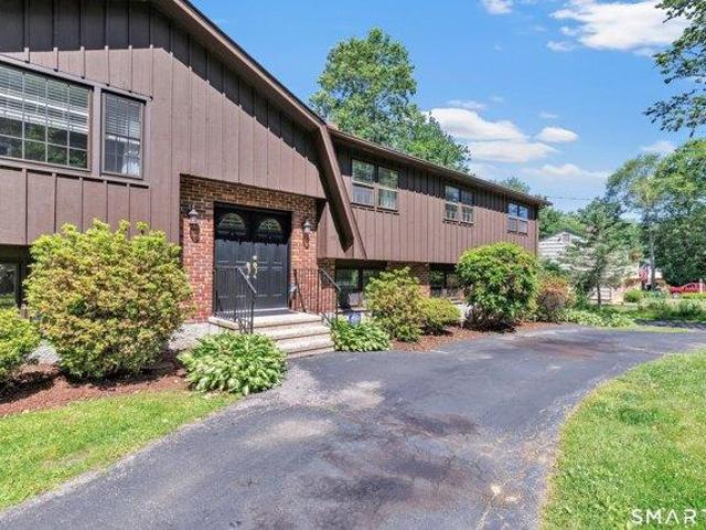 house with 5 bedroom, Monroe CT ES104835700