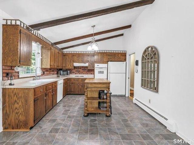 house with 5 bedroom, Monroe CT ES105158773