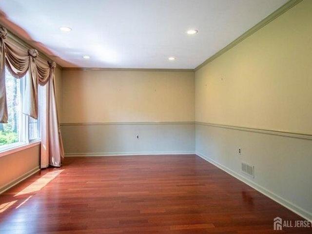 house with 5 bedroom, Monroe NJ ES105203659