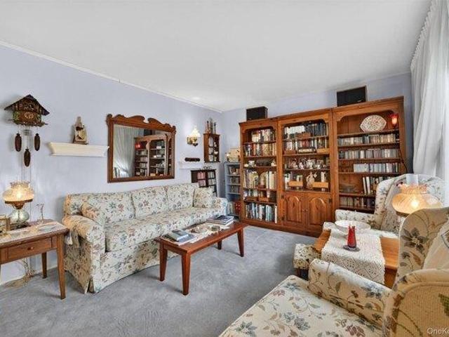house with 5 bedroom, Monroe NY ES105190259