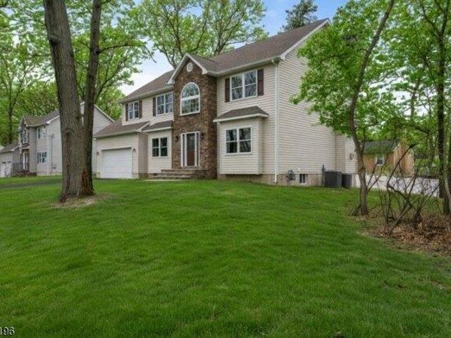 house with 5 bedroom, Monroe Township NJ DLS102529783