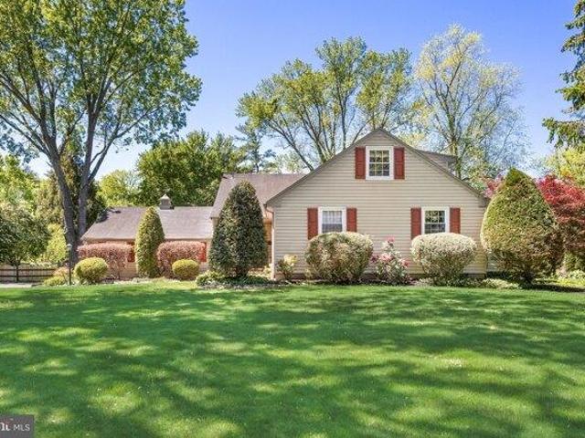 house with 5 bedroom, Moorestown NJ DS102723798