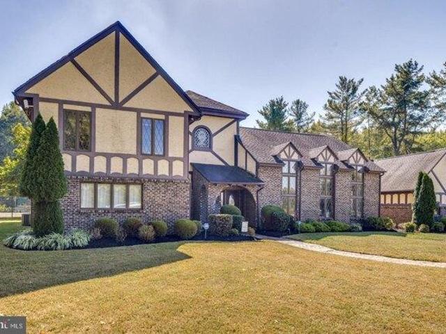 house with 5 bedroom, Moorestown NJ ES105172399