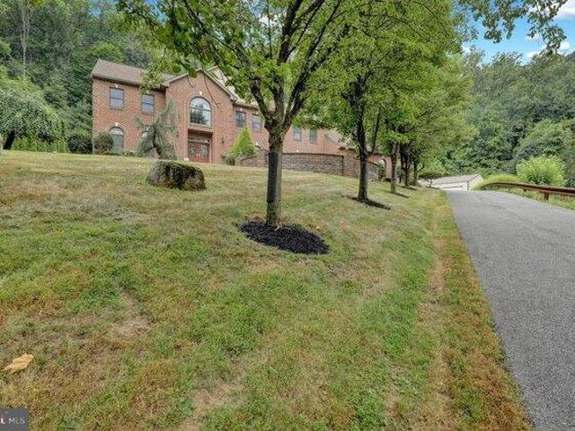 house with 5 bedroom, Mohnton PA ES104905461