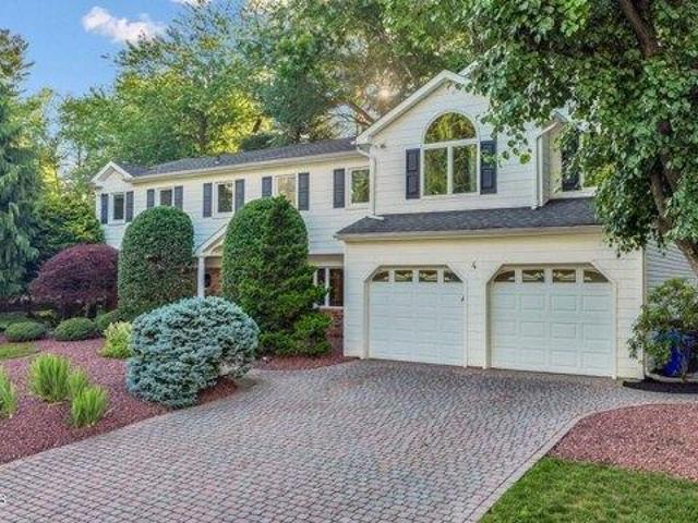 house with 5 bedroom, Morganville NJ DS103602933