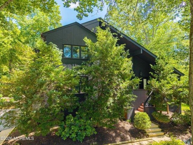 house with 5 bedroom, Morganville NJ ES104408883