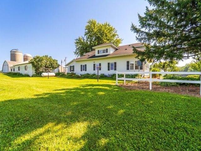 house with 5 bedroom, Mosinee WI DS93711169