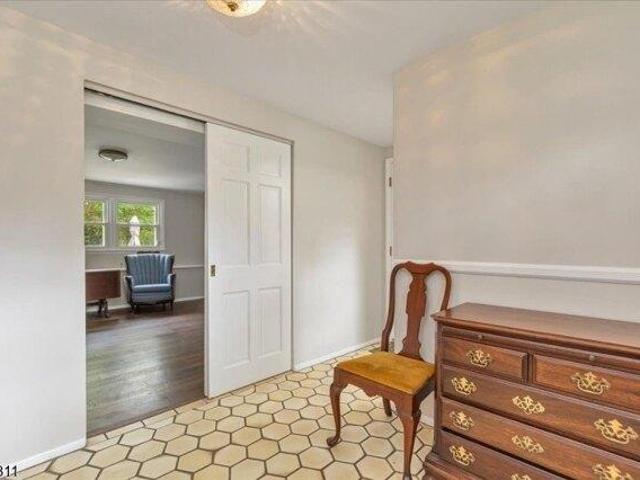 house with 5 bedroom, Mountainside NJ DLS102727414