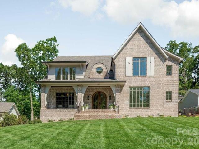 house with 5 bedroom, NC NC ES102272144
