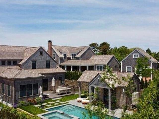 house with 5 bedroom, Nantucket MA DS102156443