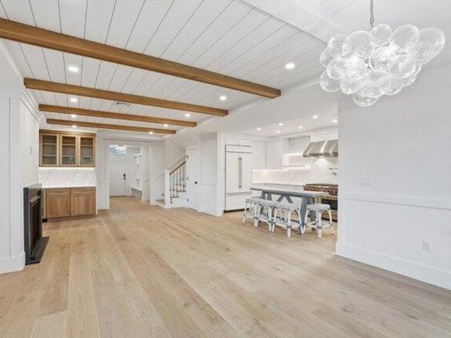house with 5 bedroom, Nantucket MA ES104190259