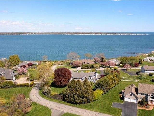 house with 5 bedroom, Narragansett RI ES102827606