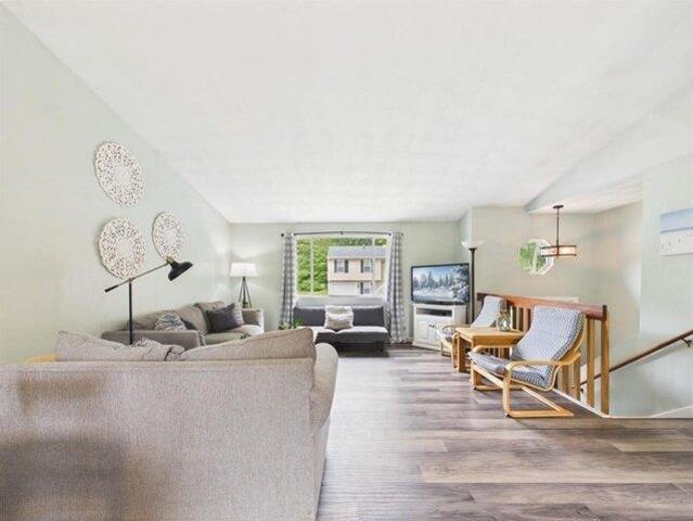 house with 5 bedroom, Narragansett RI ES103850349