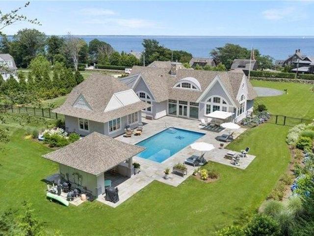 house with 5 bedroom, Narragansett RI ES105108543