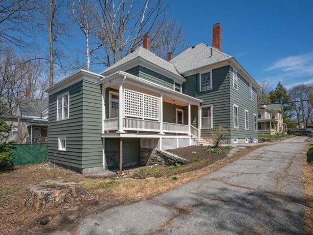 house with 5 bedroom, Nashua NH DS102156793