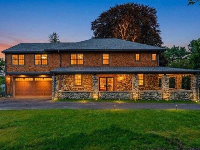 house with 5 bedroom, Natick MA DLS102446847