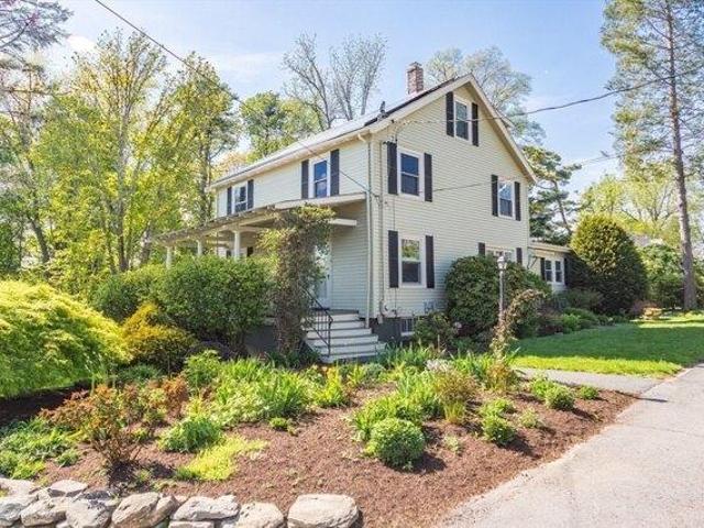 house with 5 bedroom, Natick MA ES103808315