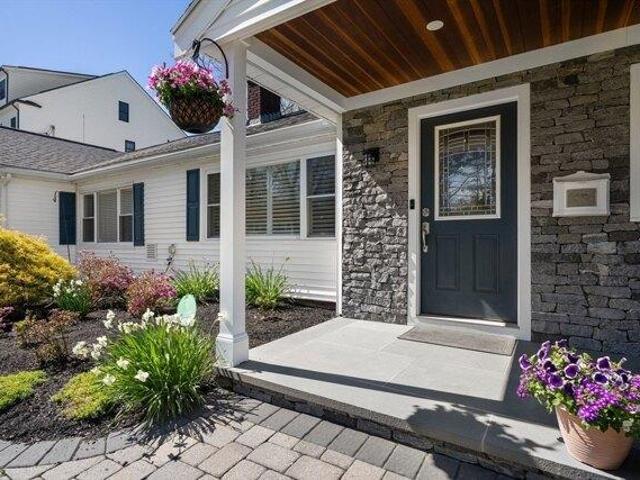 house with 5 bedroom, Natick MA ES103069861