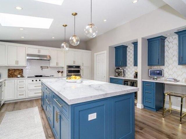 house with 5 bedroom, Natick MA ES103247275
