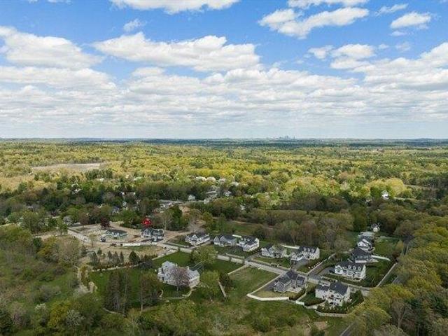 house with 5 bedroom, Natick MA ES105040494
