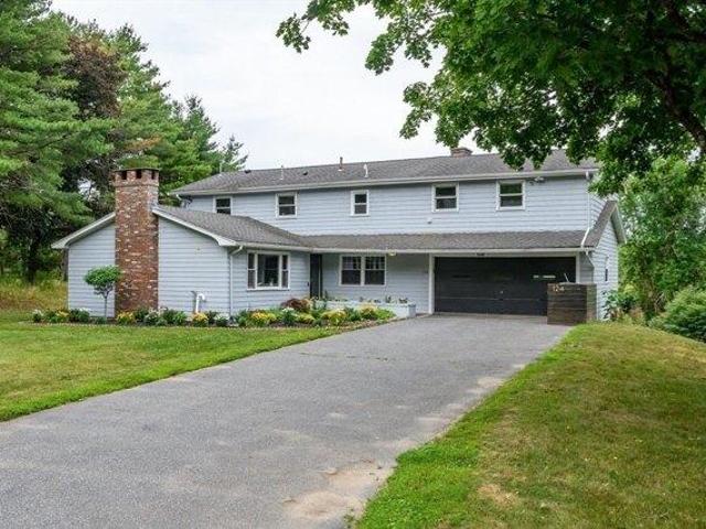 house with 5 bedroom, Natick MA ES105230165