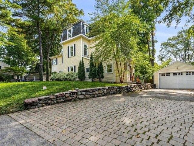 house with 5 bedroom, Needham MA DLS102371192