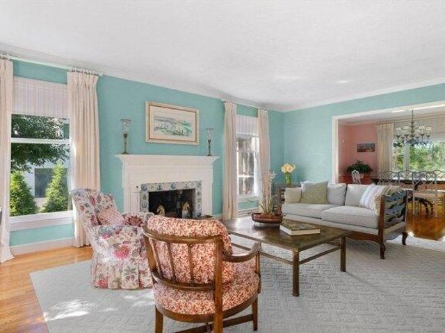 house with 5 bedroom, Needham MA DS104152712