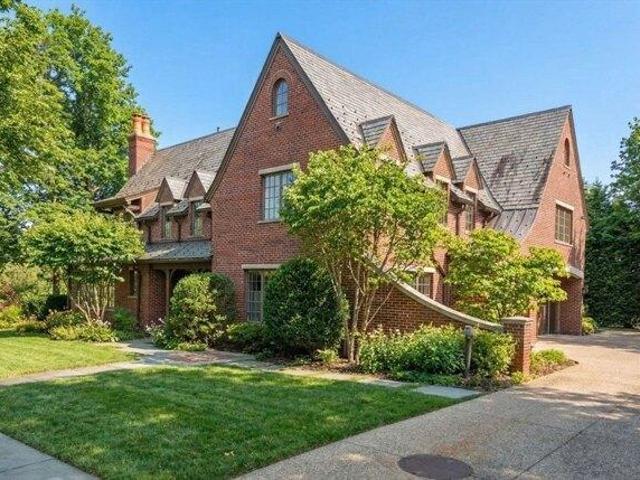 house with 5 bedroom, Newton MA DLS102026909