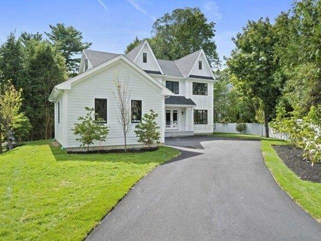 house with 5 bedroom, Newton MA DLS102762680