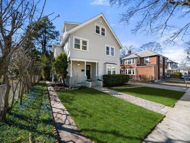 house with 5 bedroom, Newton MA DS101999227