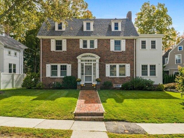 house with 5 bedroom, Newton MA DS102411273
