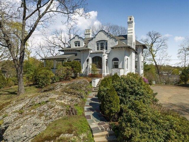 house with 5 bedroom, Newton MA DS102477818