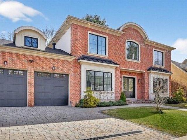house with 5 bedroom, Newton MA DS102529295