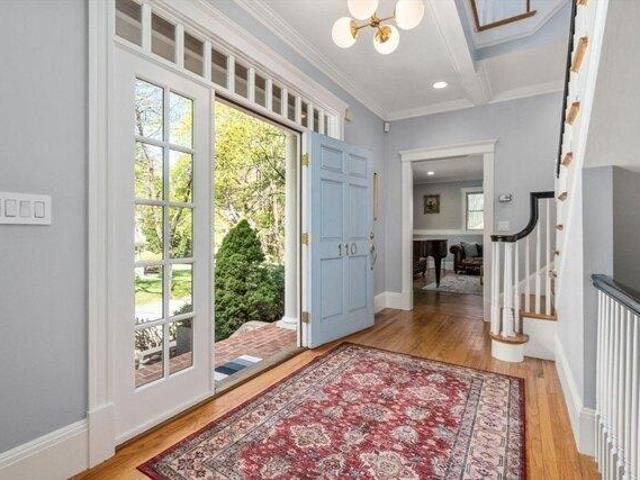 house with 5 bedroom, Newton MA DS102154704
