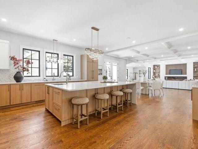 house with 5 bedroom, Newton MA DS103017615