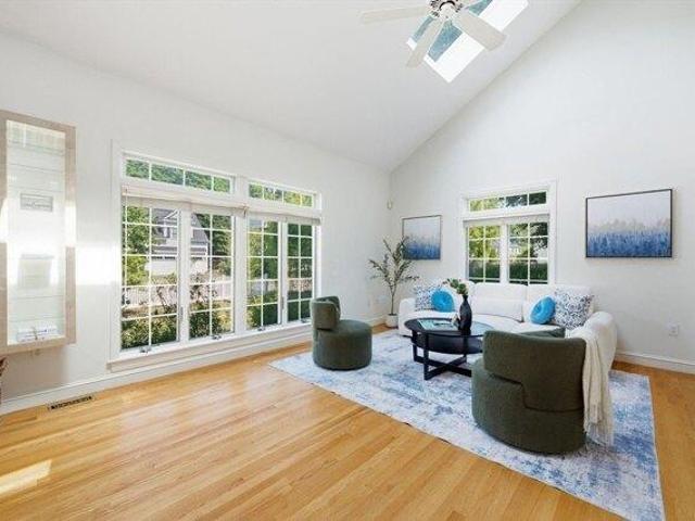 house with 5 bedroom, Newton MA DS104332724