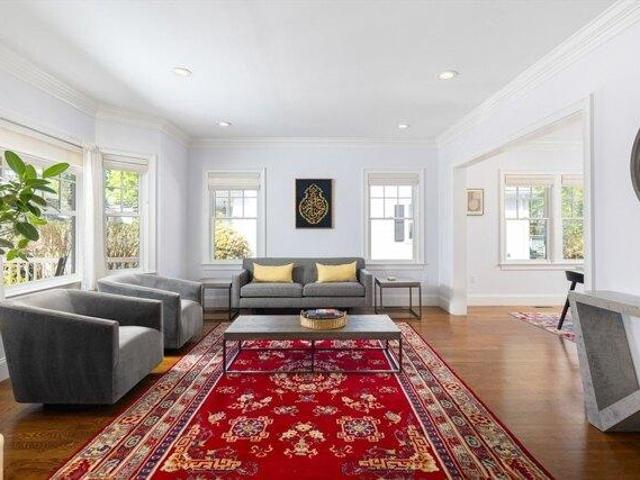 house with 5 bedroom, Newton MA ES102823165