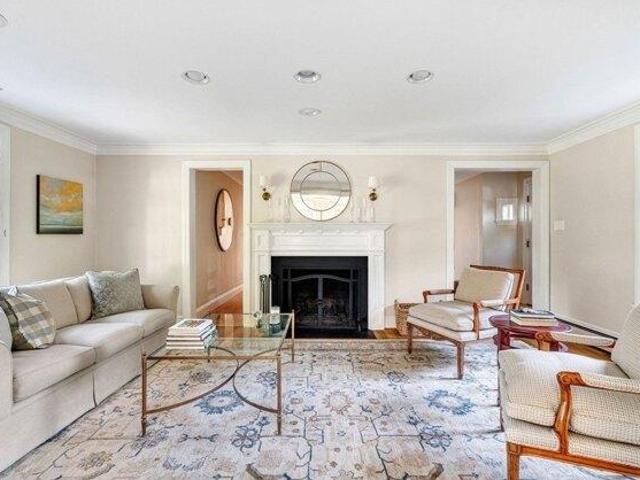 house with 5 bedroom, Newton MA ES103434279