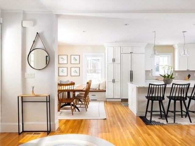 house with 5 bedroom, Newton MA ES103435572