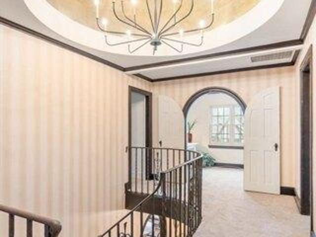 house with 5 bedroom, Newton MA ES103498833